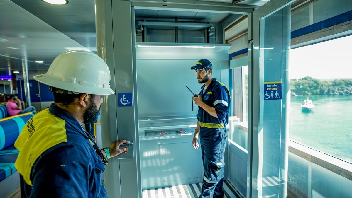 Transporte Marítimo de Vehículos - Ultra Carga